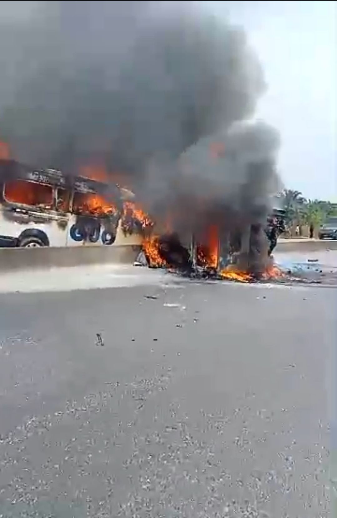 Many Feared D3ad as Another Fuel Tanker Explodes - Hetty's Media - Very ...
